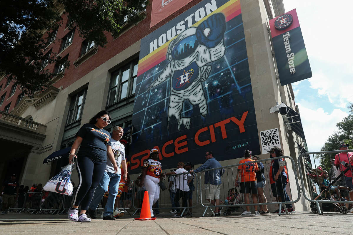 Houston Astros: Where to get your World Series championship merch