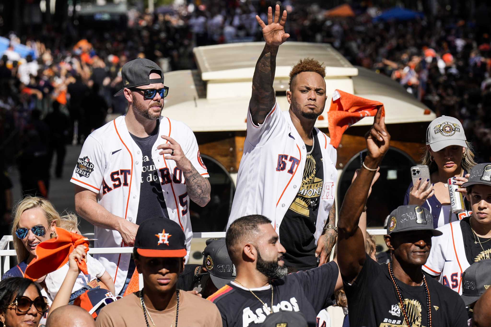 Houston Astros, Martín Maldonado get to catch up in Chicago