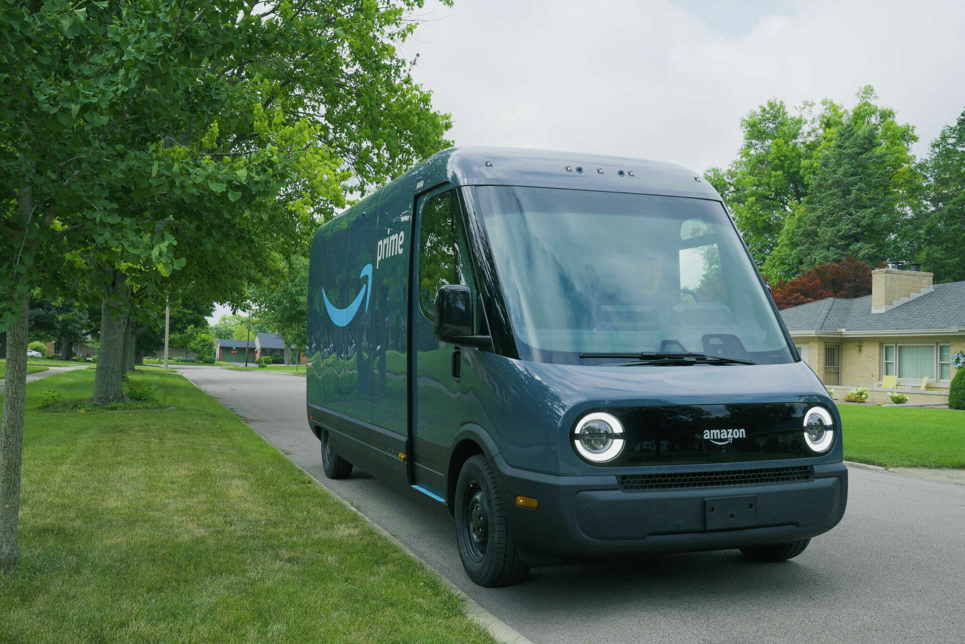 Electric vans for sale store