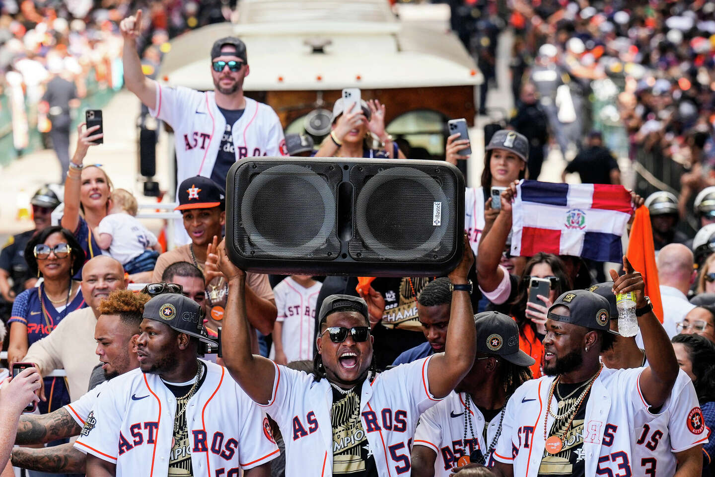 Houston Astros parade a lovefest between team, city
