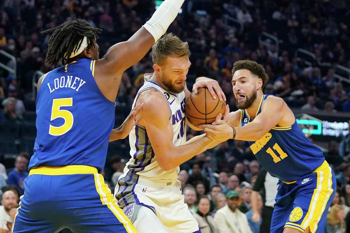 Stephen Curry ends Warriors’ losing streak, drops 47 to top Kings