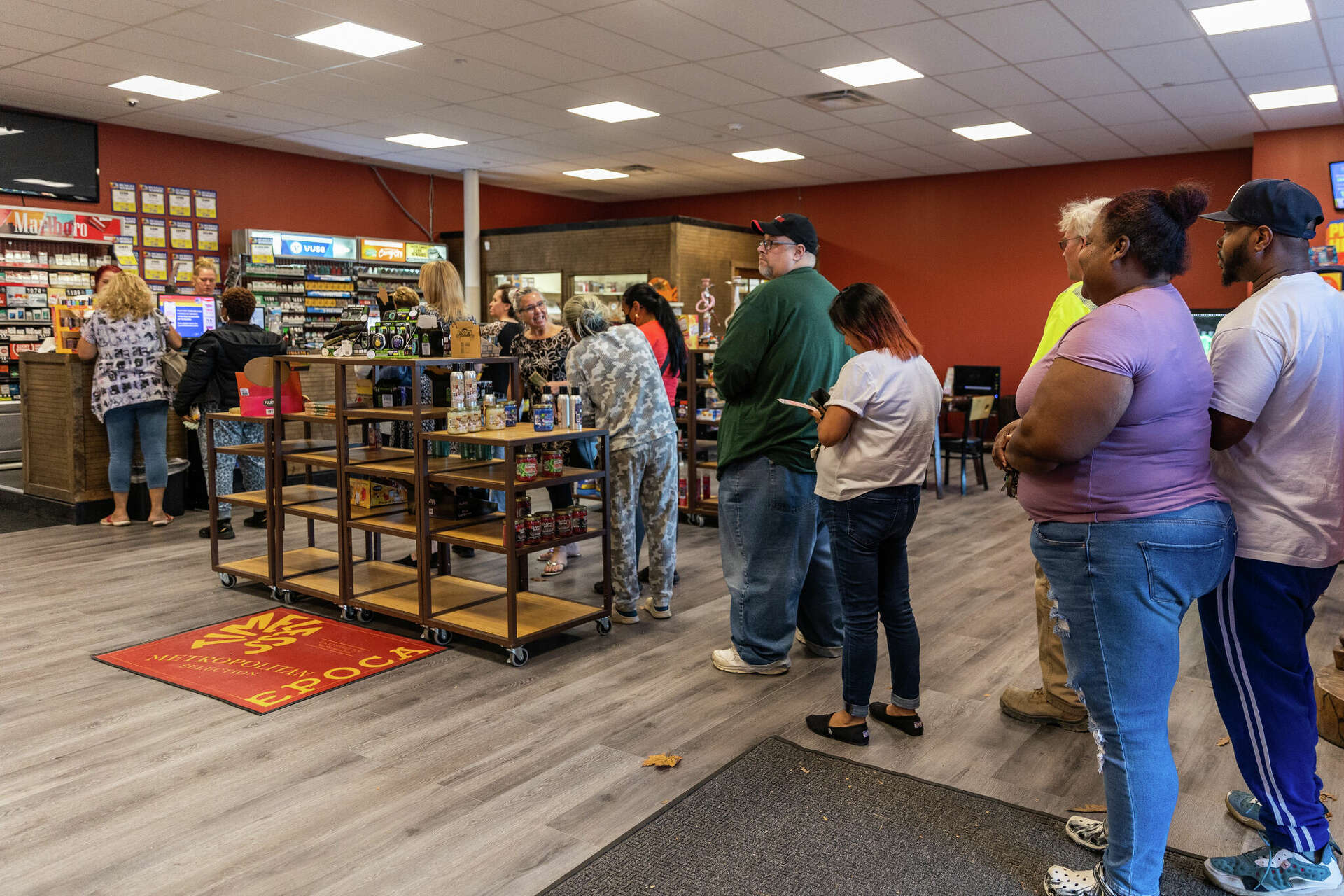 Newburgh's Smokes 4 Less sells fifth $1M-plus lottery ticket in 3 months