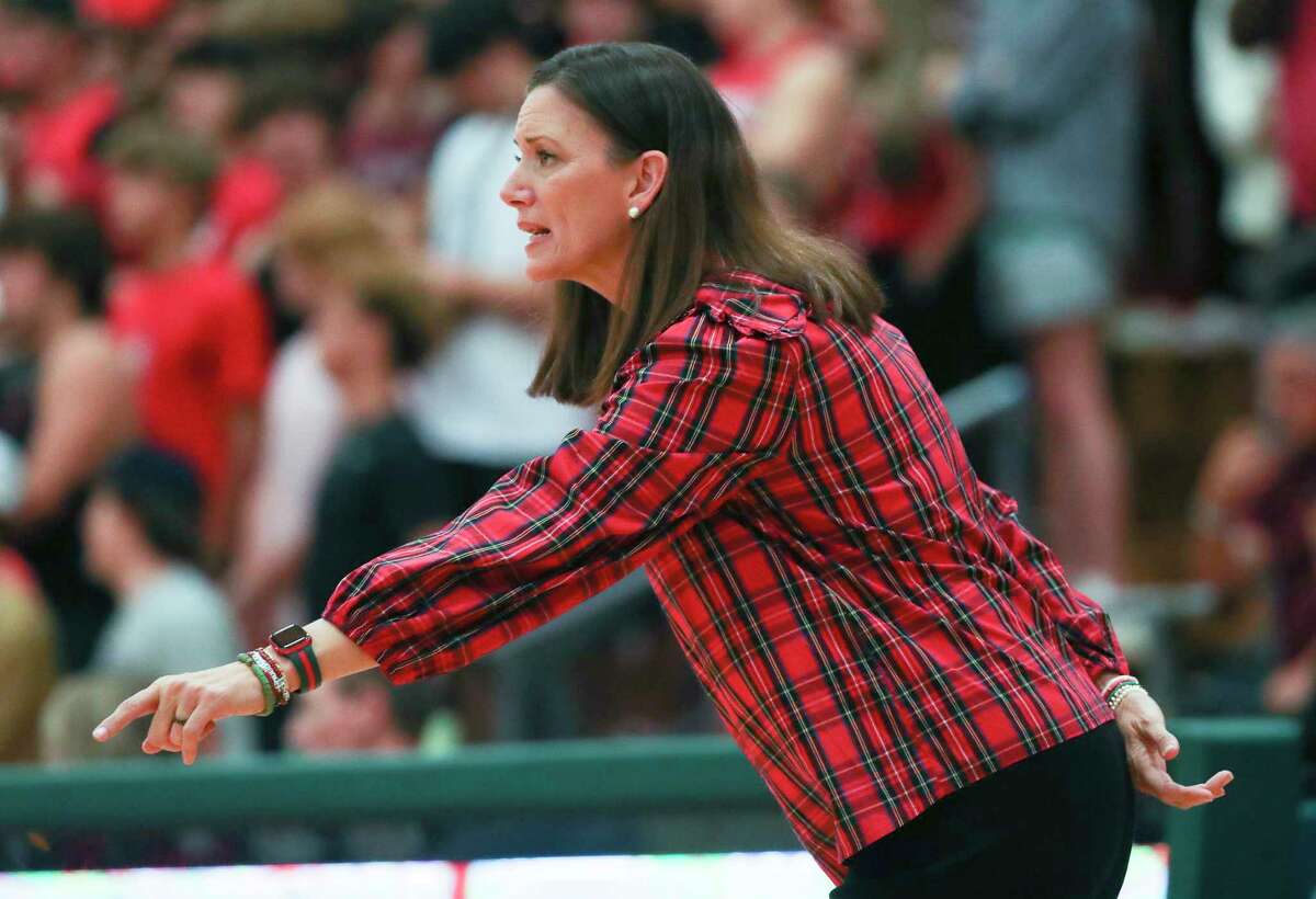 State-bound volleyball coaches have connection back to Montgomery