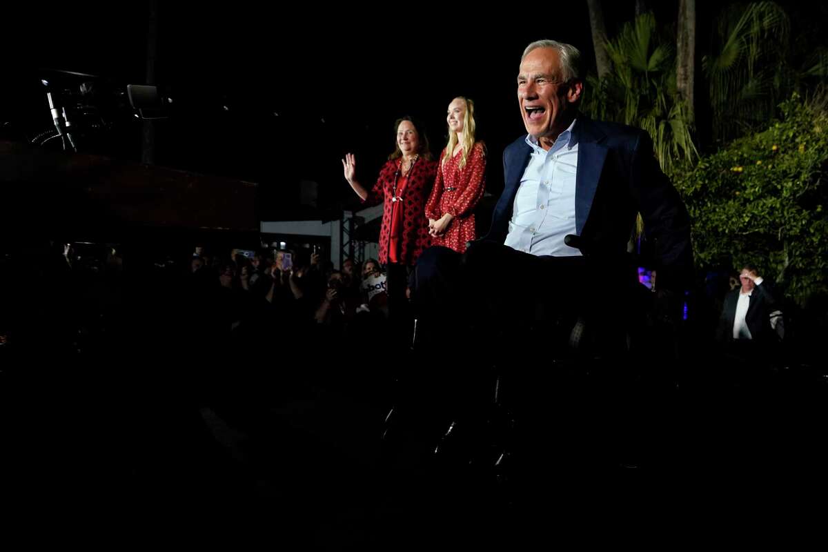 Greg Abbott secures third term as Texas governor, O'Rourke concedes