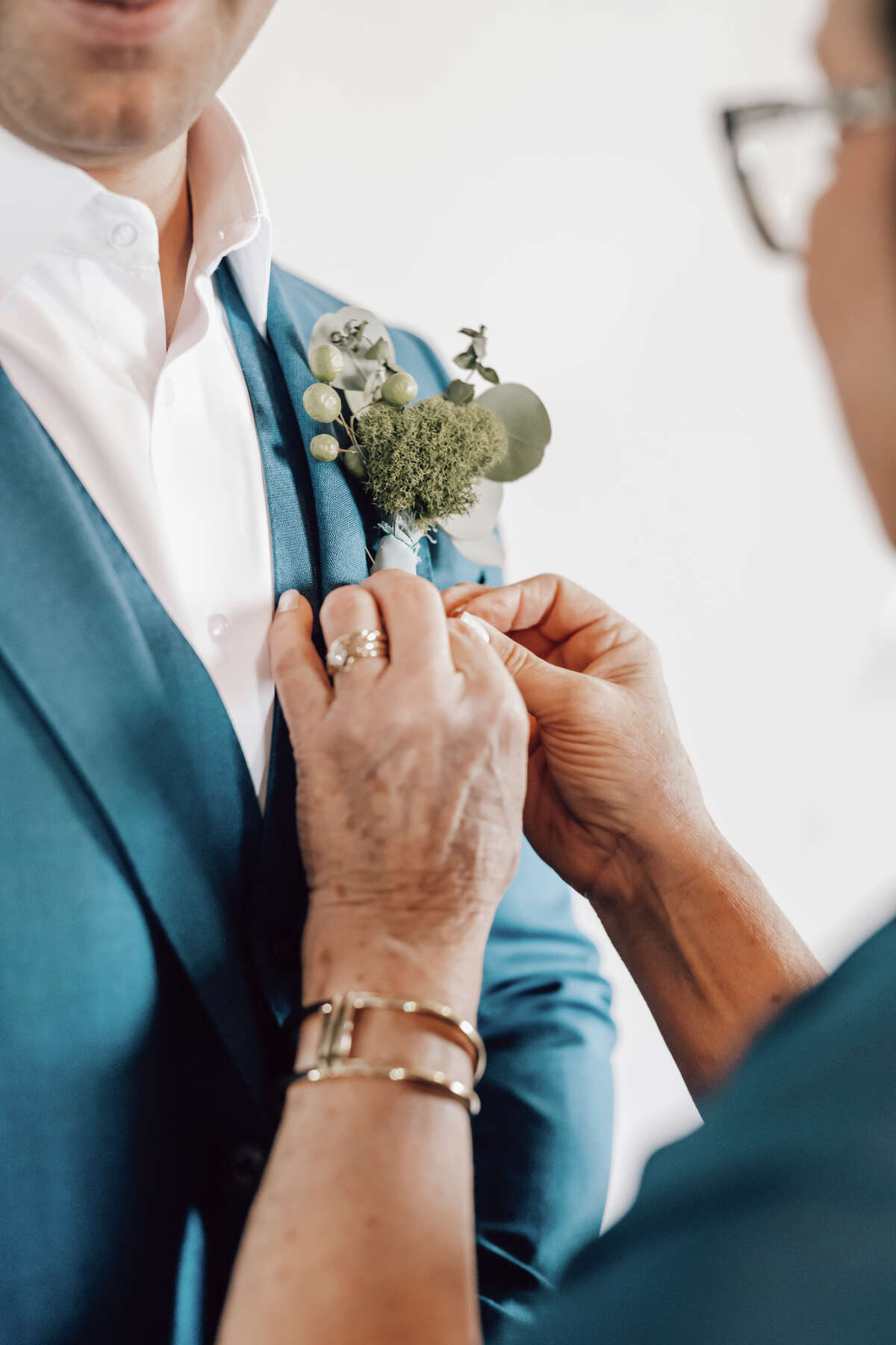 Former Houston TV reporters get network jobs, marry in Dallas