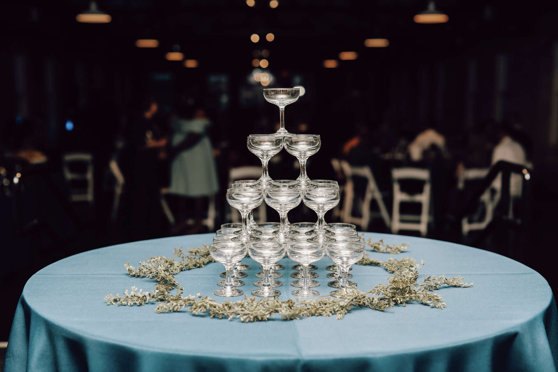 Former Houston TV reporters get network jobs, marry in Dallas