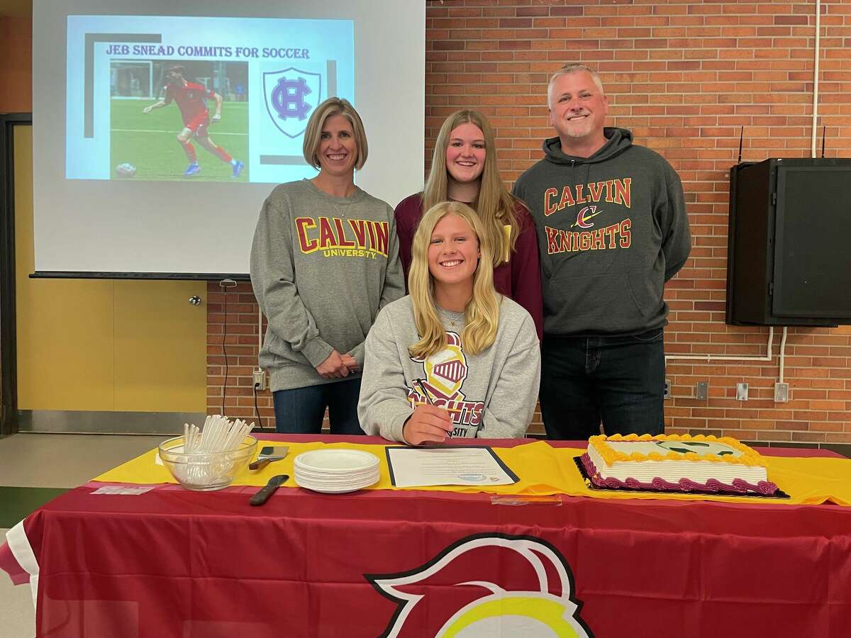 Six Dow athletes sign to play in college