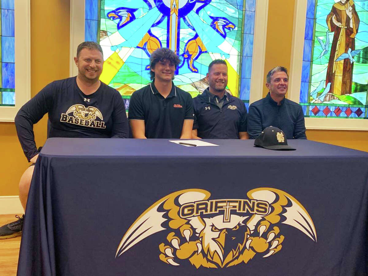Father McGivney's Gabe Smith signs to pitch for Ole Miss