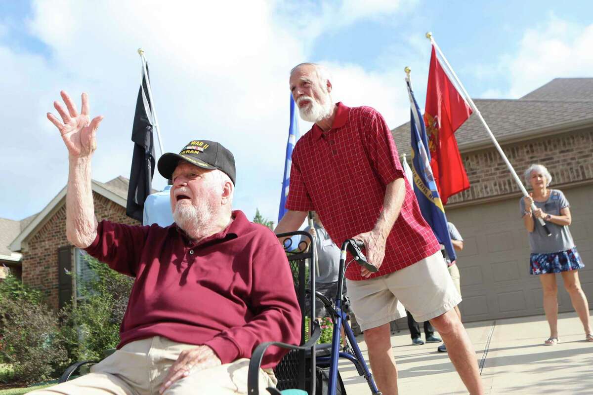 World War II vet celebrates 100th birthday with local neighborhood parade