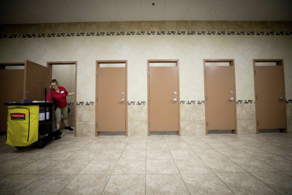 Buc-ee's still has the best restrooms in America. Here's why