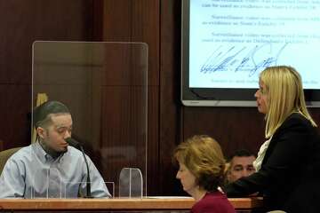 Appellate judges take issue with shackling of Harris County defendants