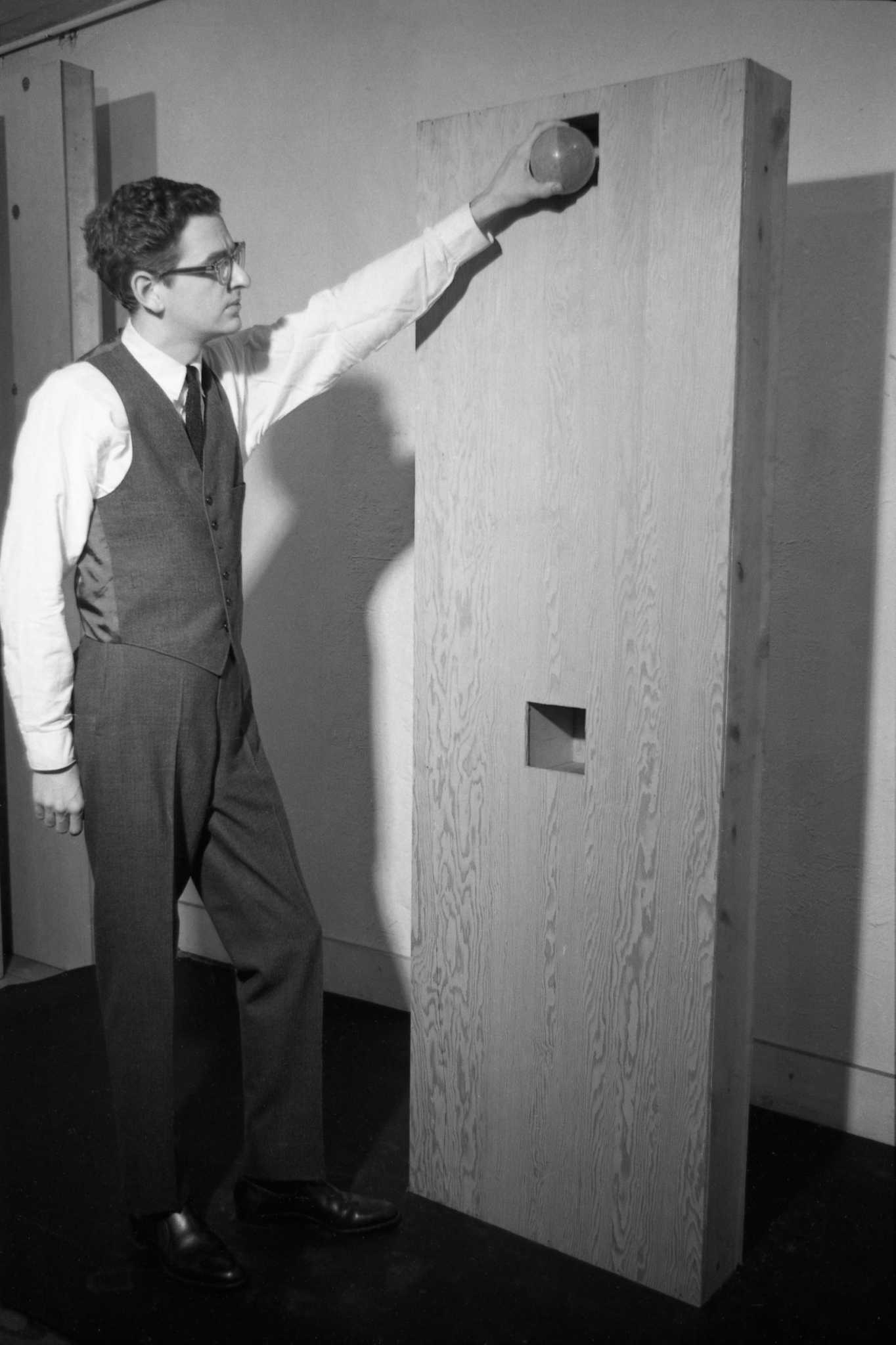 Menil exhibit tells a history of Walter De Maria that few people know