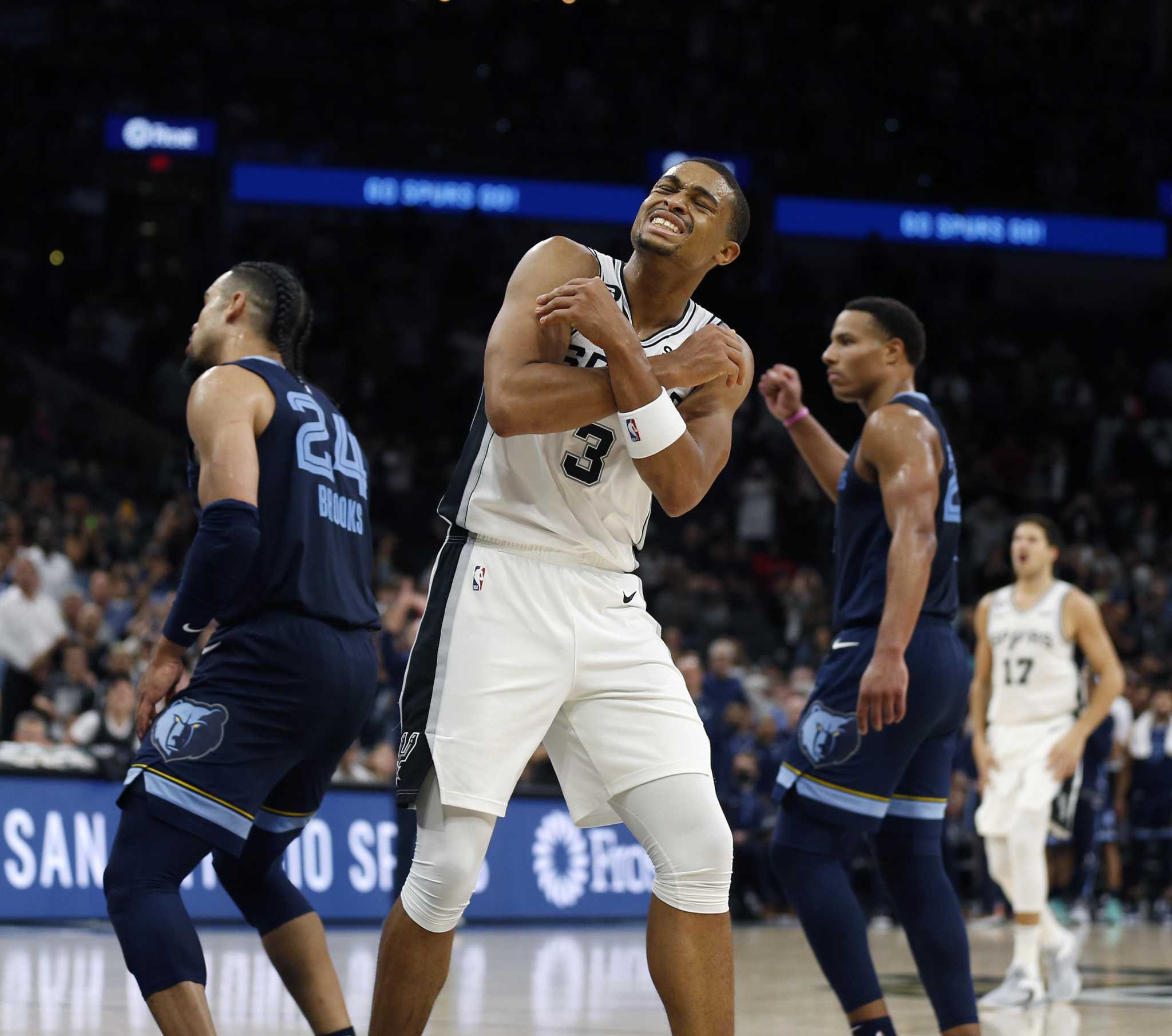 Spurs’ young guns Keldon Johnson and Devin Vassell find growth in misfires