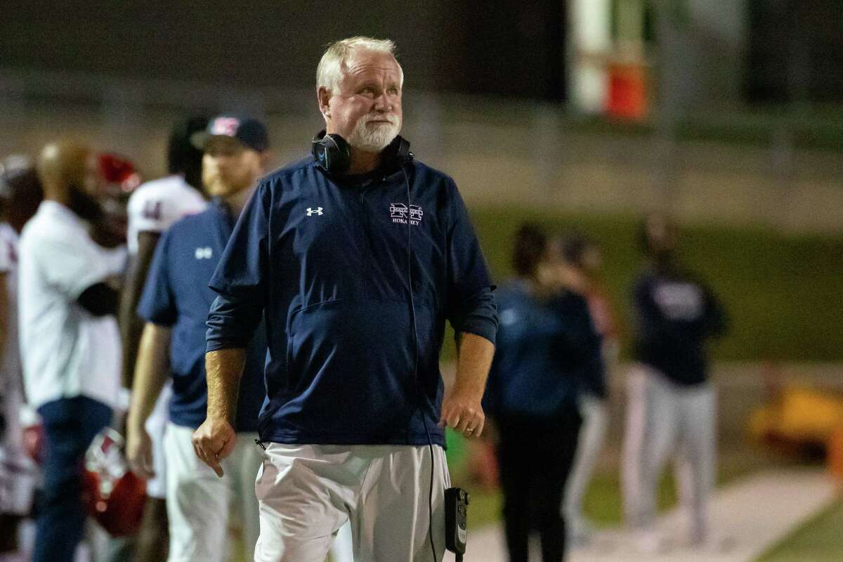 HS football playoffs: Manvel routs Waltrip to advance to area round