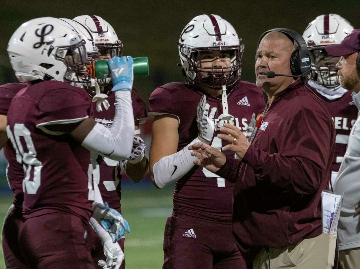 FCA puts on inaugural Marks Family Football Classic