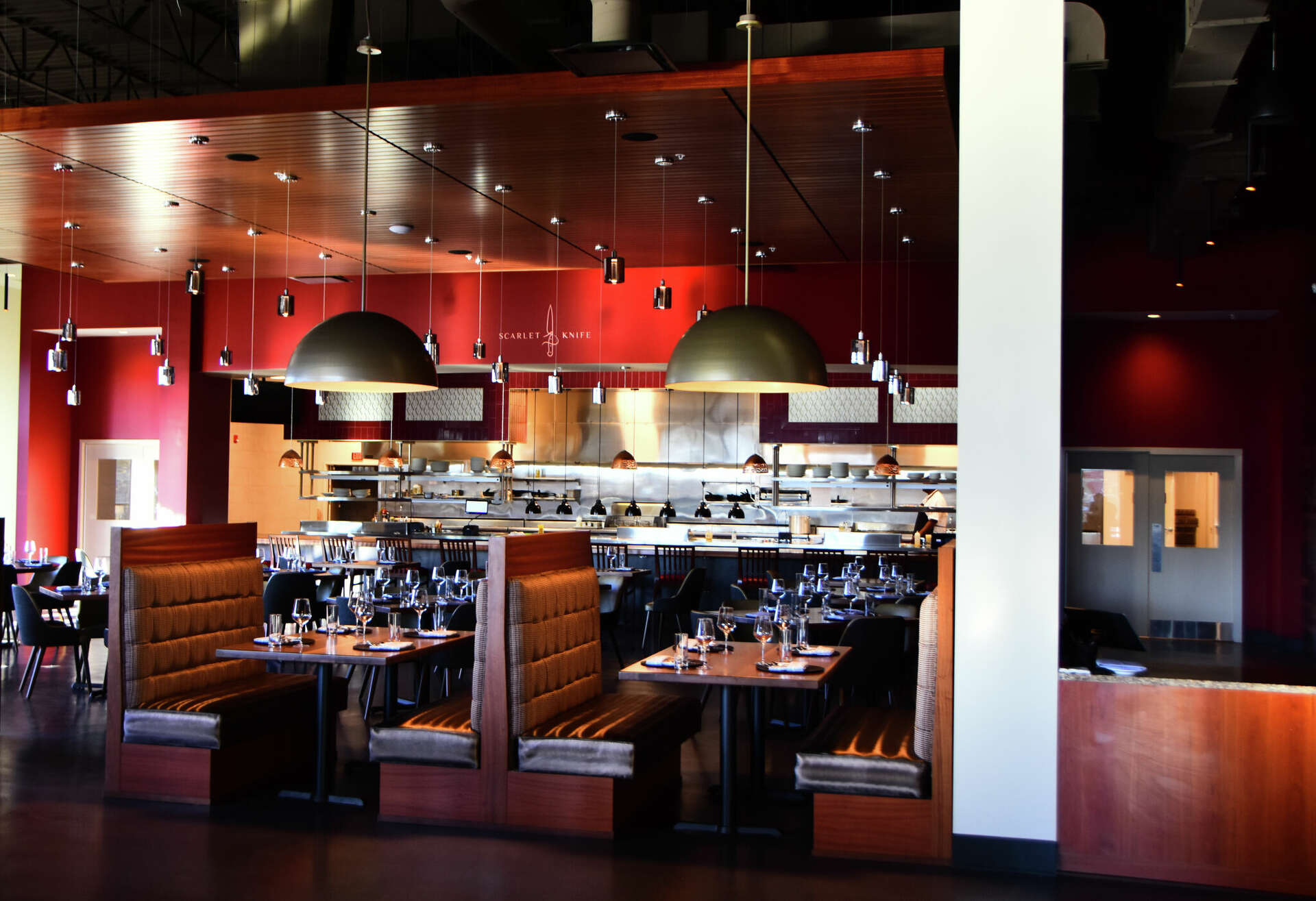 Giant, pricey Scarlet Knife restaurant opens in Latham