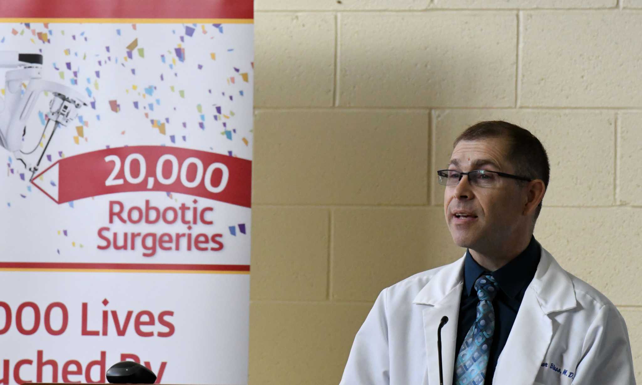 Albany-based St. Peter's Health Partners touts robotic-assisted surgery ...