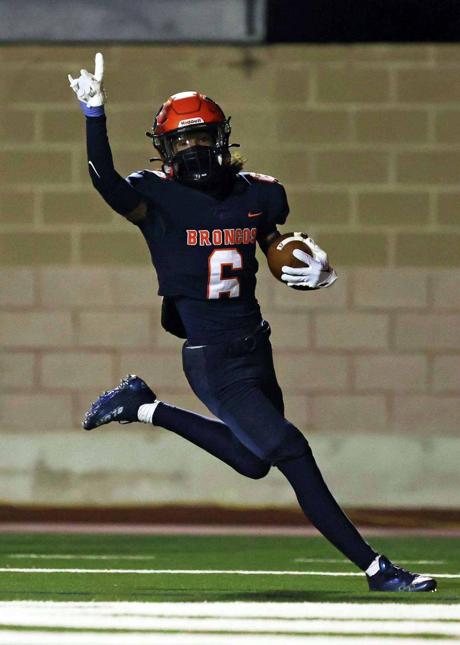 San Antonio football rankings: Steele, Smithson Valley top list