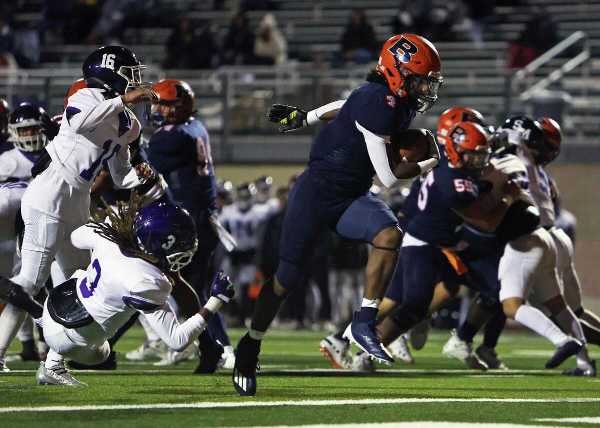 High school football playoffs: Brandeis 27, San Marcos 14