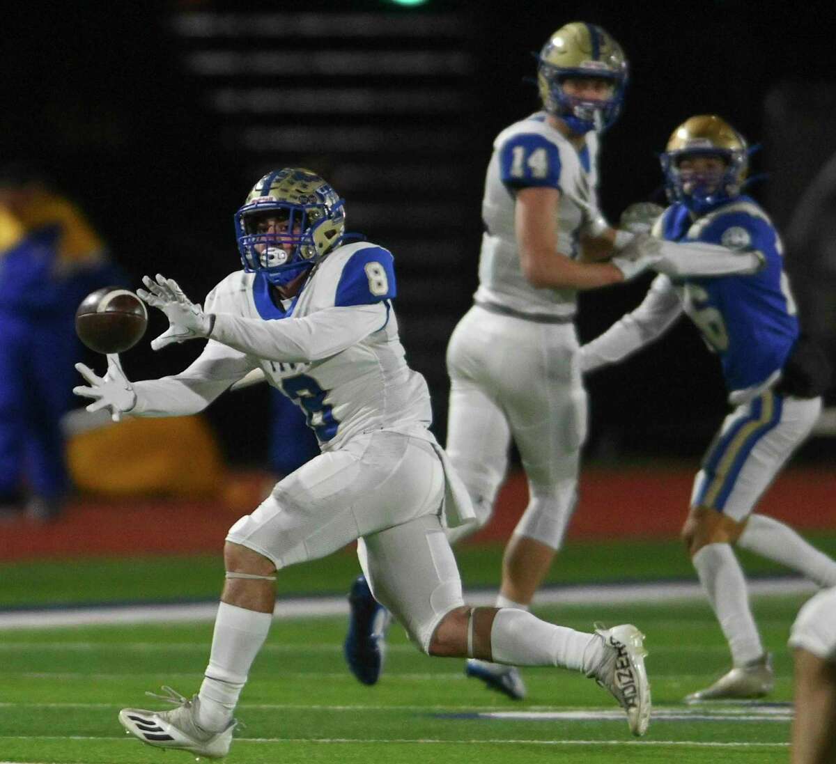 High school football playoffs: Alamo Heights 64, Kerrville Tivy 27