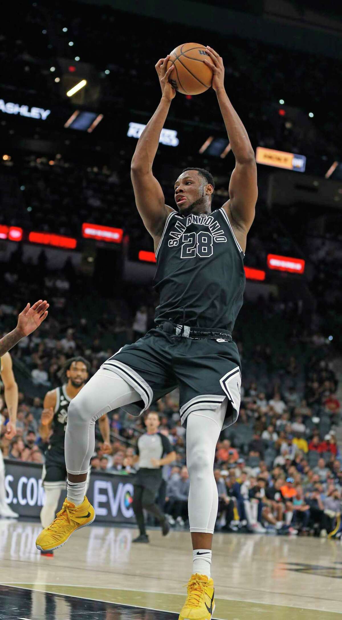 Spurs’ Charles Bassey took the long way back to San Antonio