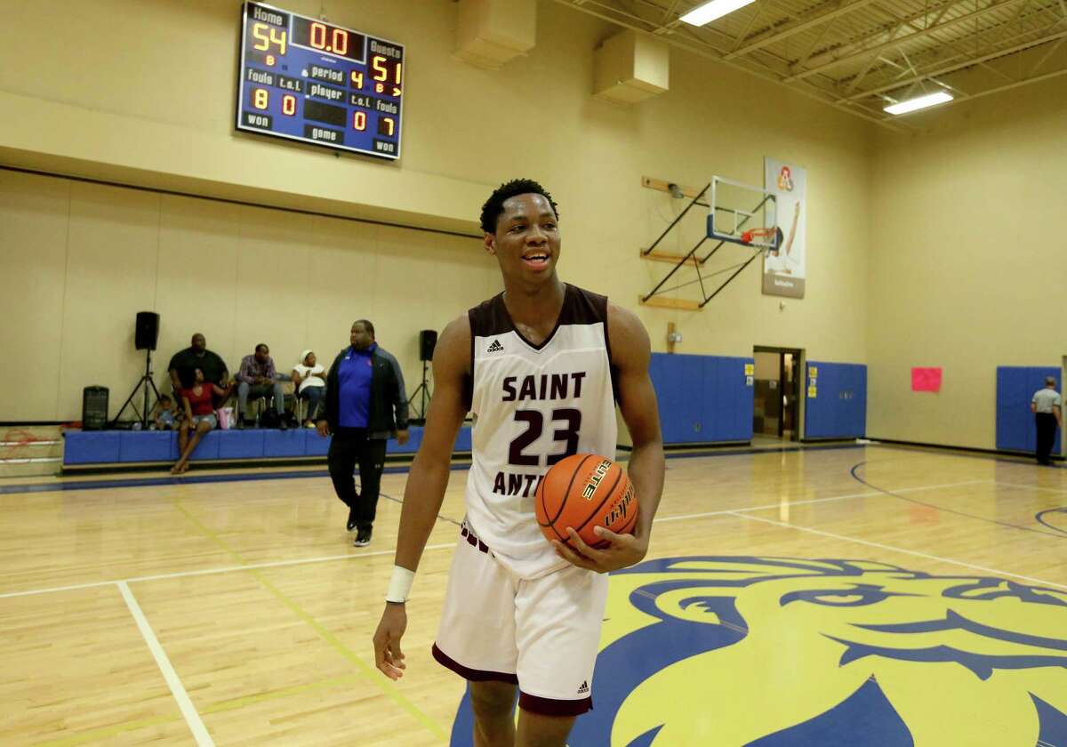 Spurs’ Charles Bassey took the long way back to San Antonio