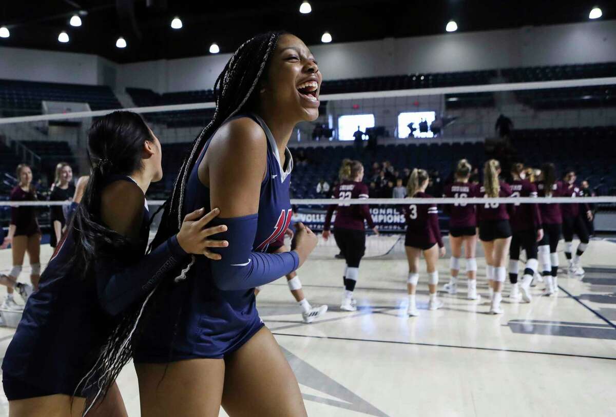 High school volleyball: Tompkins reaches first state tournament