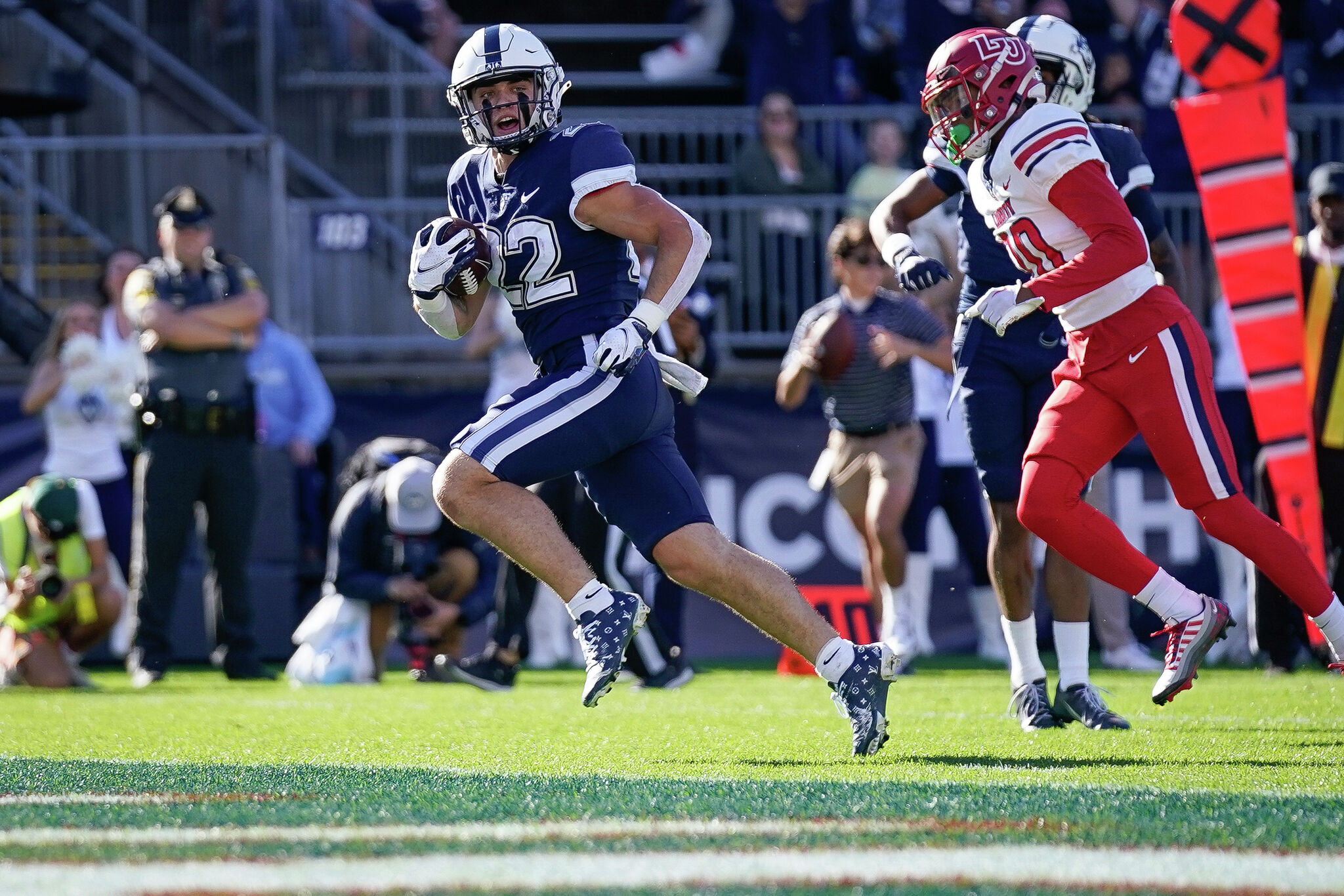 UConn's Victor Rosa has spot on Hornung Award watch list