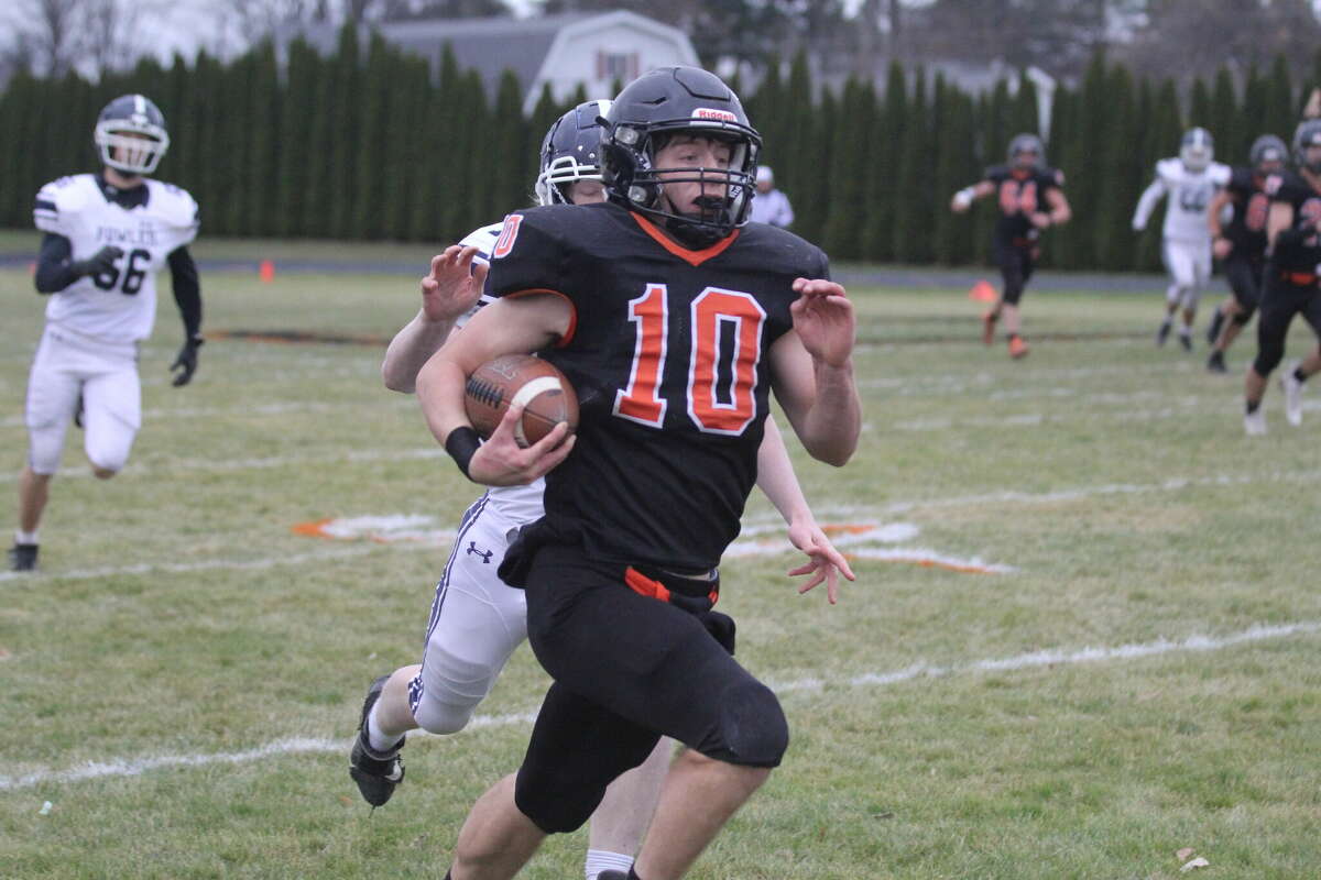 Evan Peruski is the Tribune's Male Athlete of the Week