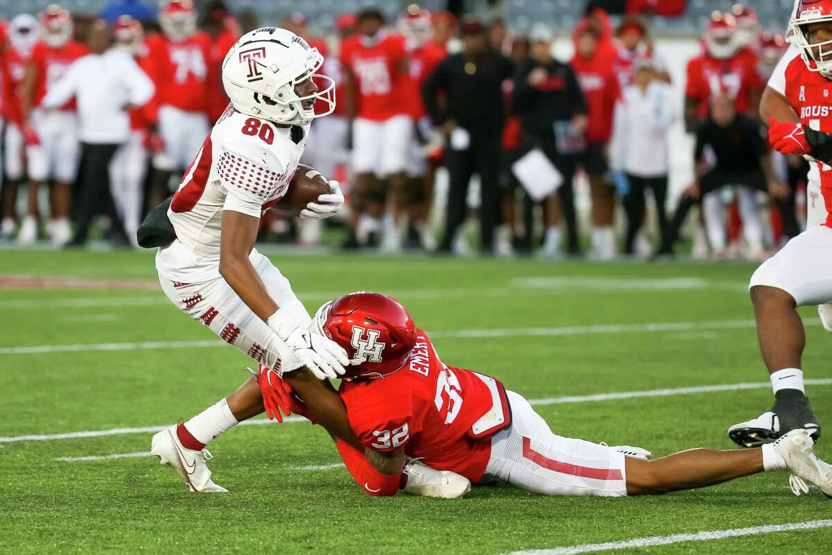 Houston Cougars defeat Temple to become bowl eligible