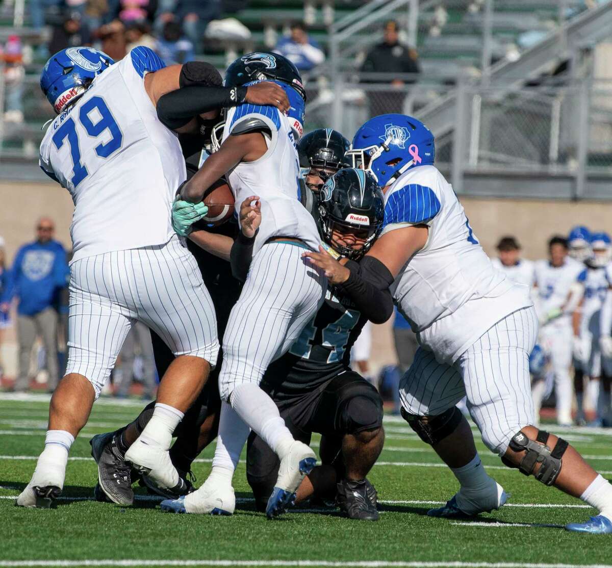High school football playoffs: Harlan 42, Del Rio 3