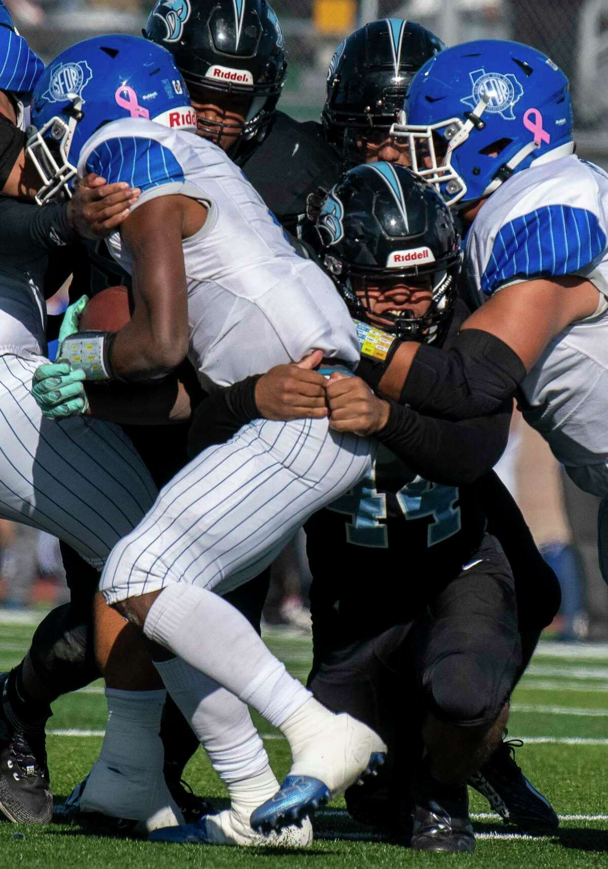 High school football playoffs: Harlan 42, Del Rio 3