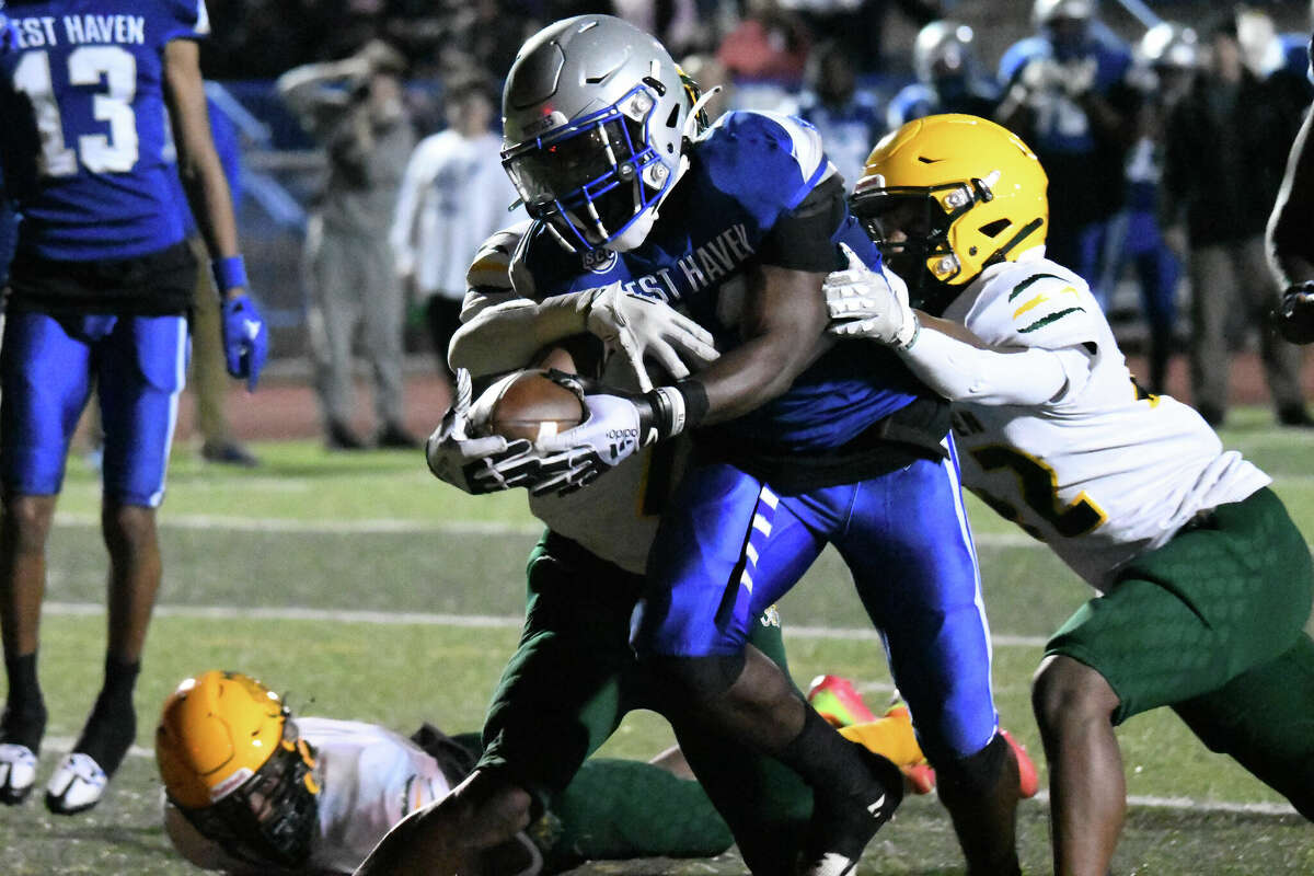 West Haven defeats Hamden on Armani Reid's last-minute catch