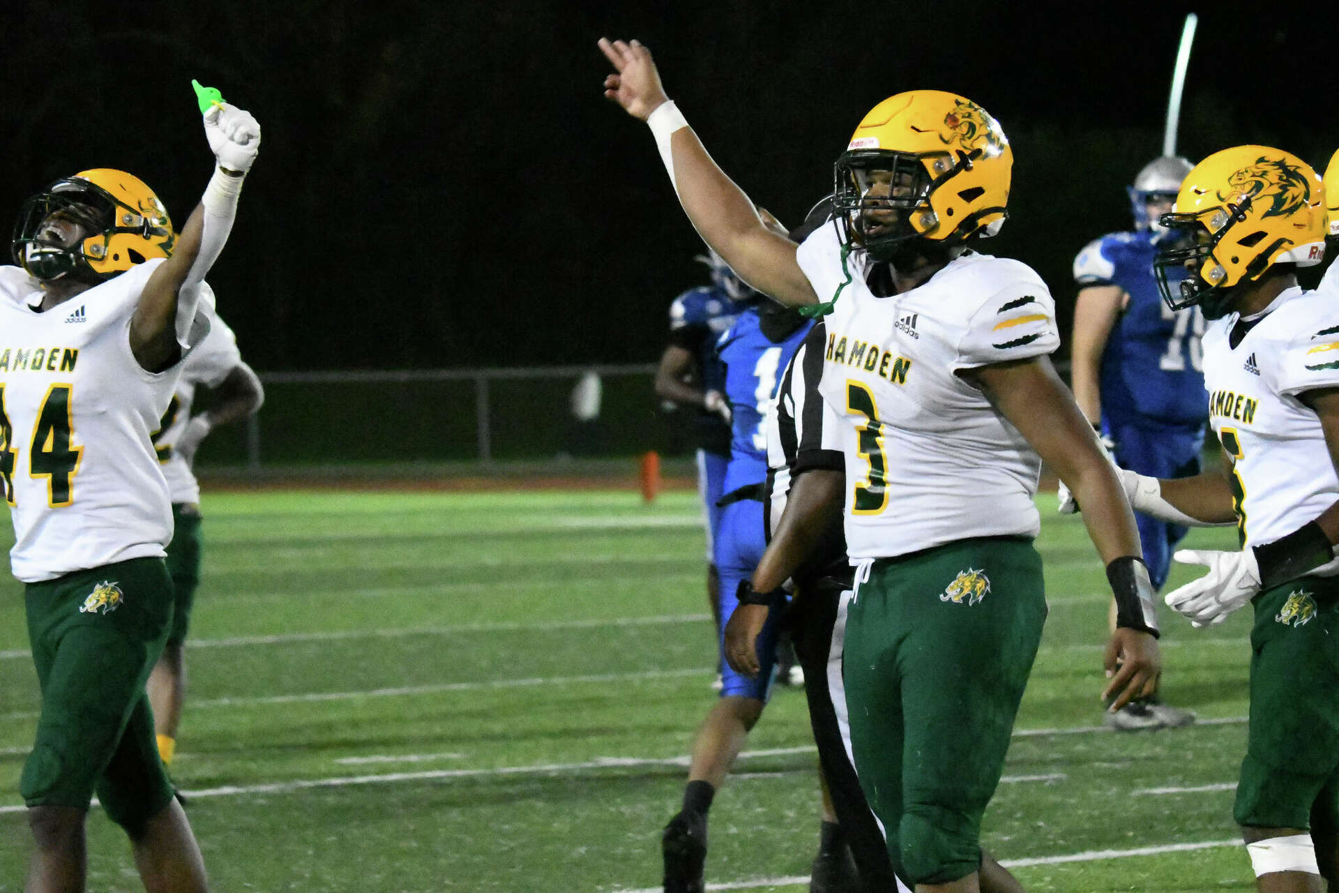 Where Connecticut based football players signed to play in college
