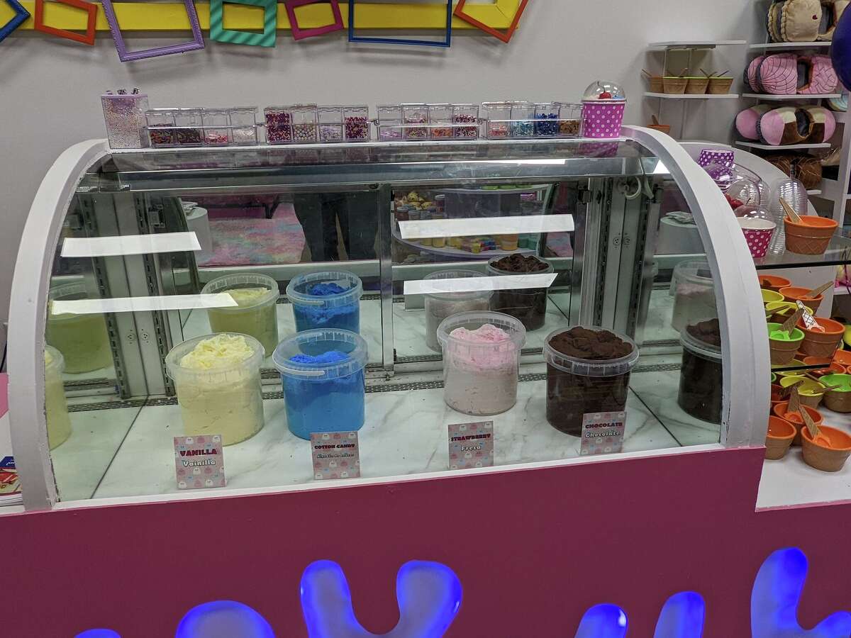 At 15, 'Laredo's Slime Queen' opens Slimerella Slime Shop