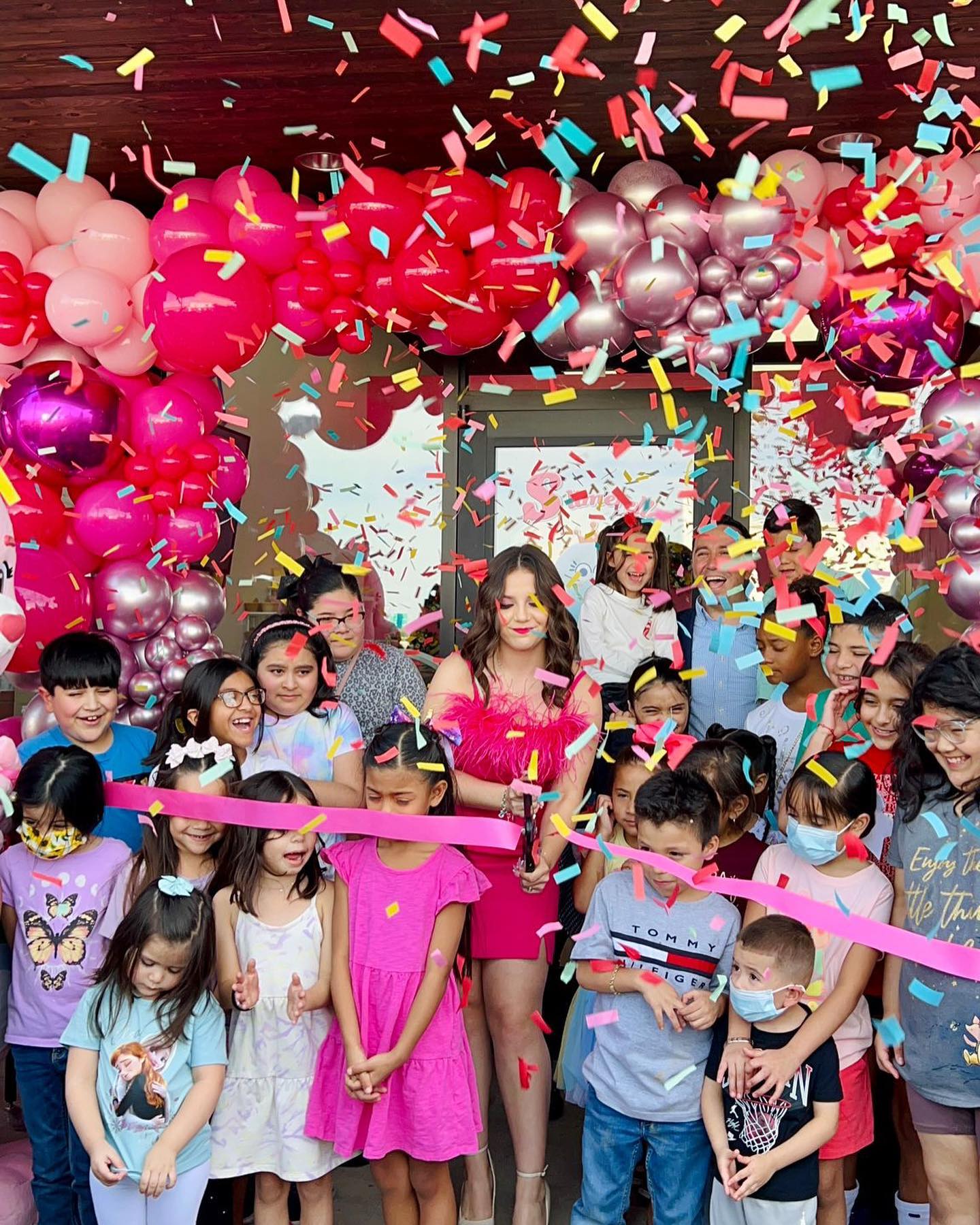 At 15, 'Laredo's Slime Queen' opens Slimerella Slime Shop