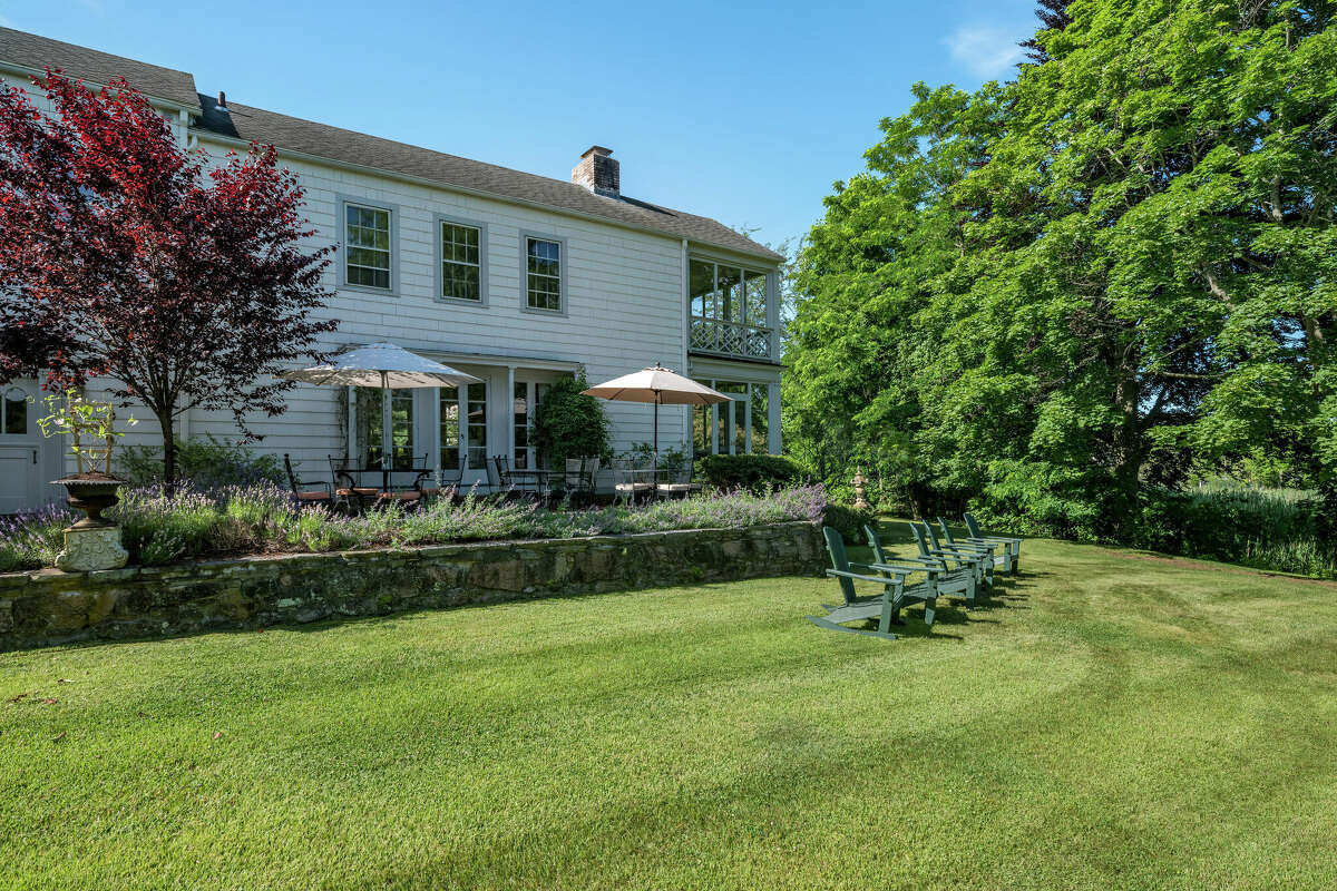 CT home built by architect in Yale secret society listed for $4M