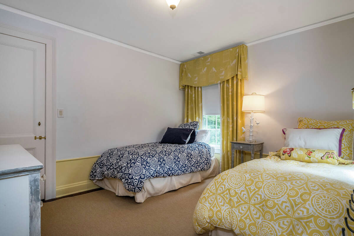 CT home built by architect in Yale secret society listed for $4M