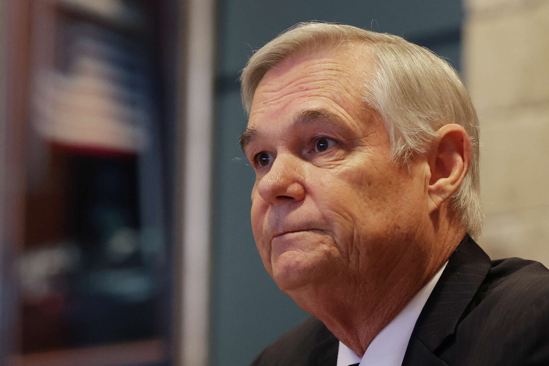 Clayton Perry censure vote: Residents show support, rebuke