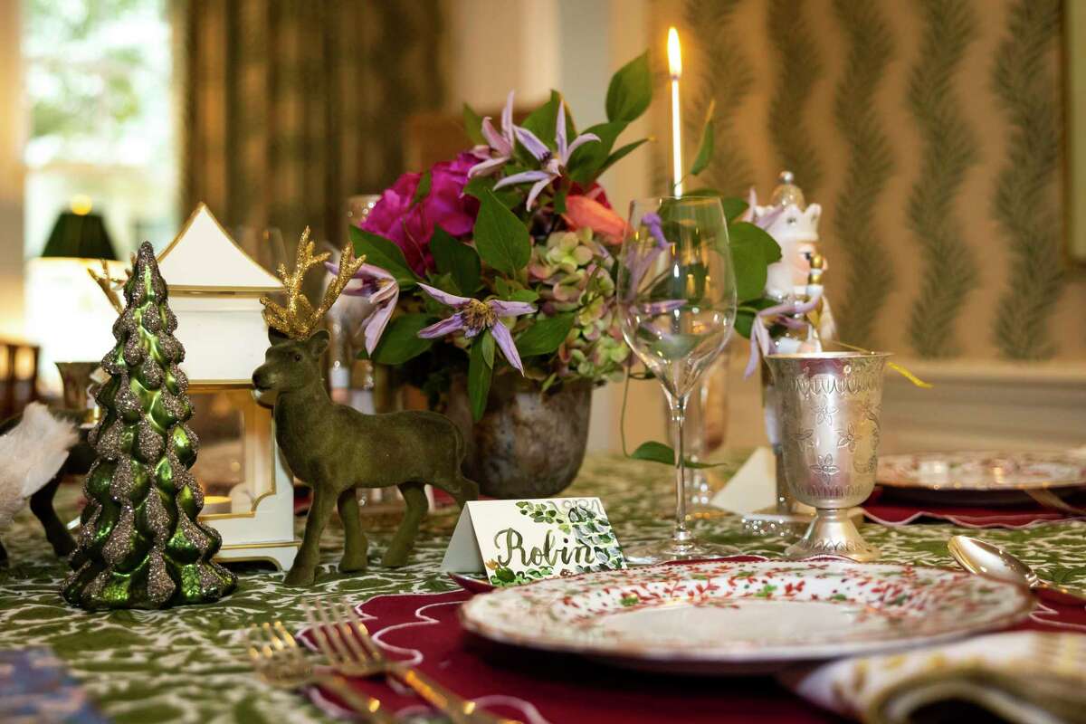 Instagram star Mrs. Alice brings viral holiday decor to Houston