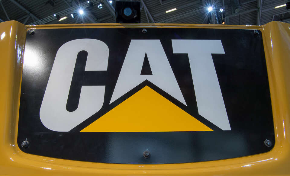 Freak accident at Caterpillar foundry kills worker instantly, OSHA says ...