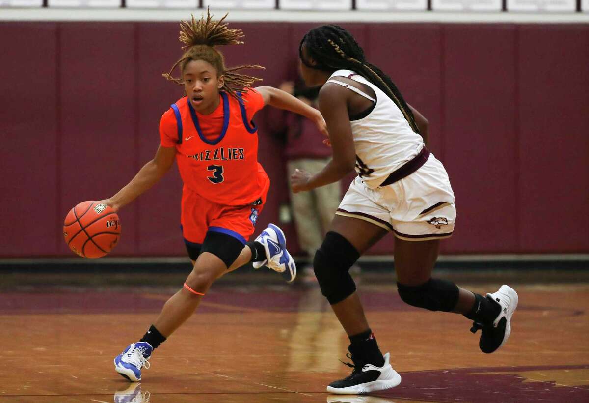 Girls basketball: Grand Oaks tops shorthanded Magnolia West