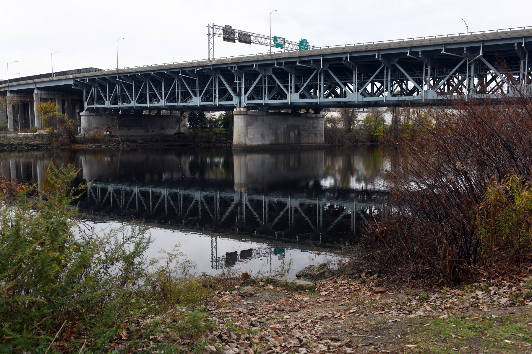 Derby kayaker found safe after fall into Housatonic River: Officials