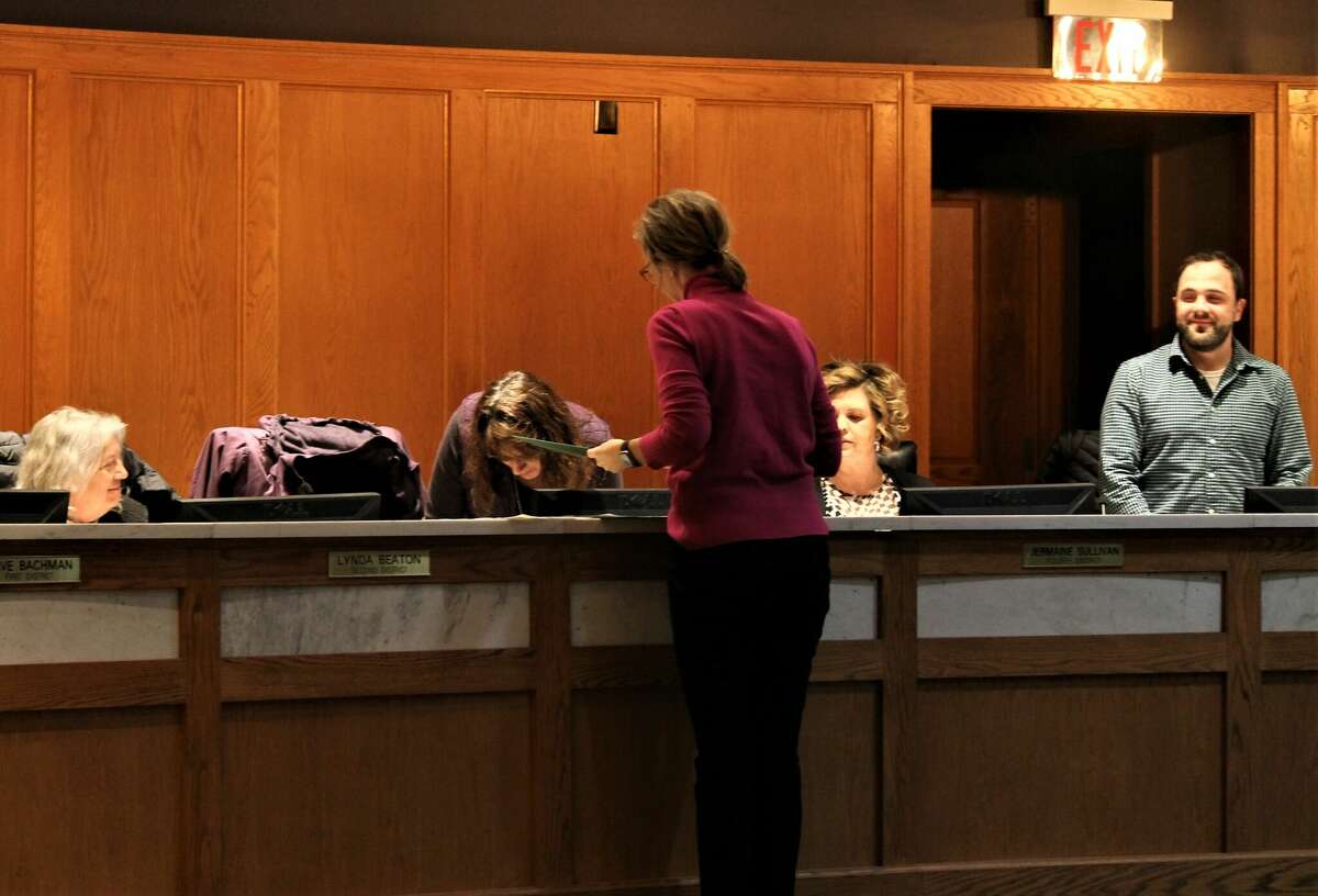 Who is Manistee's new mayor?