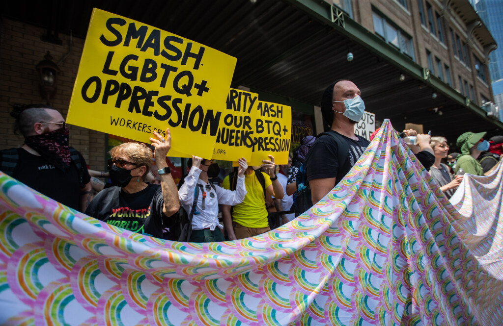 Video surfaces of Texas anti-drag lawmaker in drag