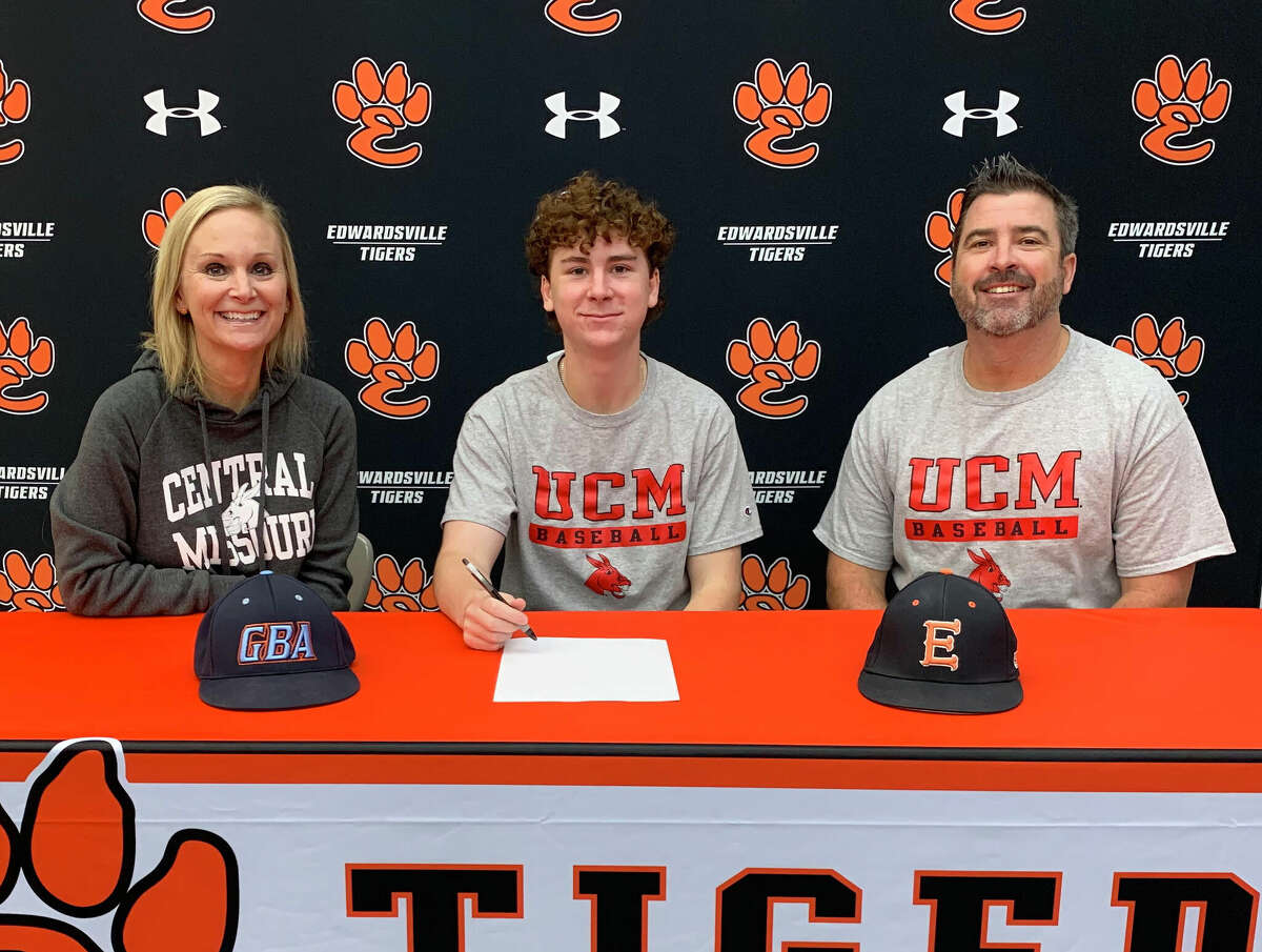 Cole Funkhouser to continue baseball career with the Mules