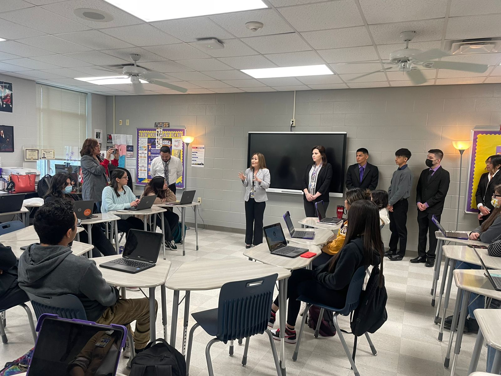 UISD students get inspired to become teachers