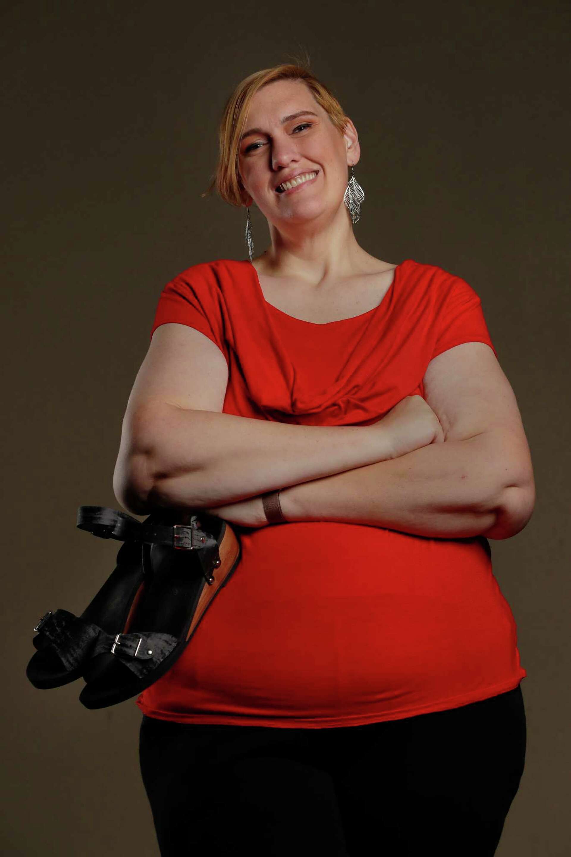 Houston woman breaks world record for world's largest feet