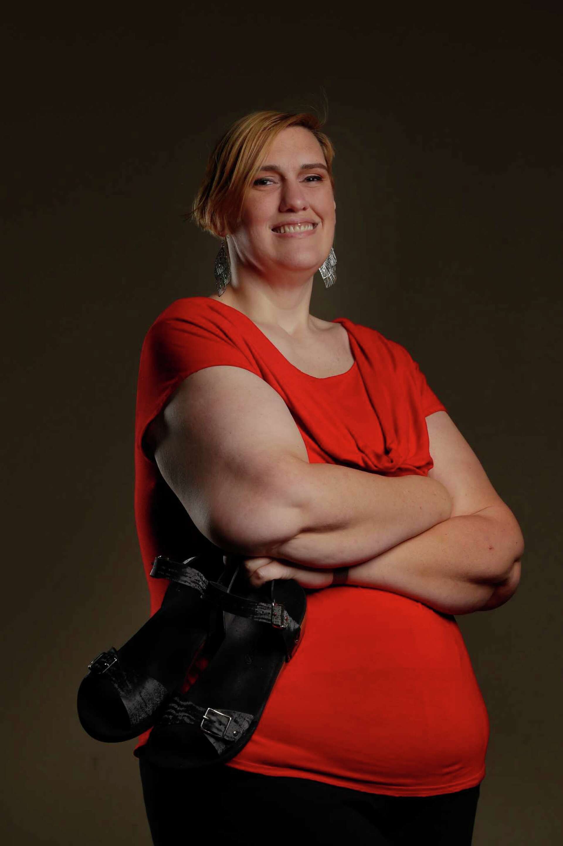 Houston woman breaks world record for world's largest feet