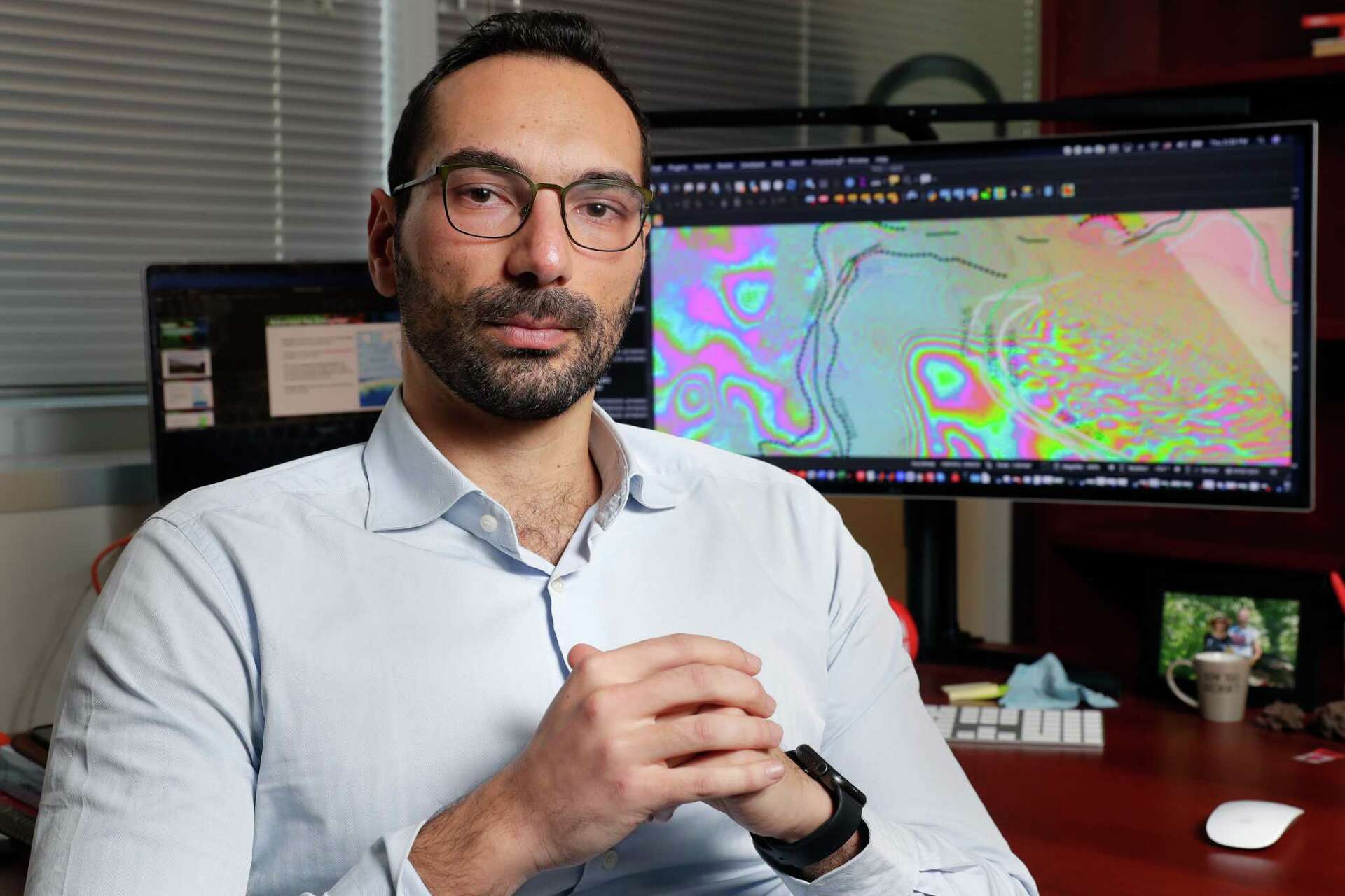 UH researcher tracks melting glaciers in Antarctica